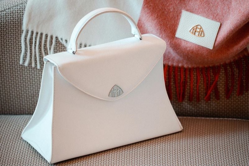 MAYBACH Icons of Luxury - History