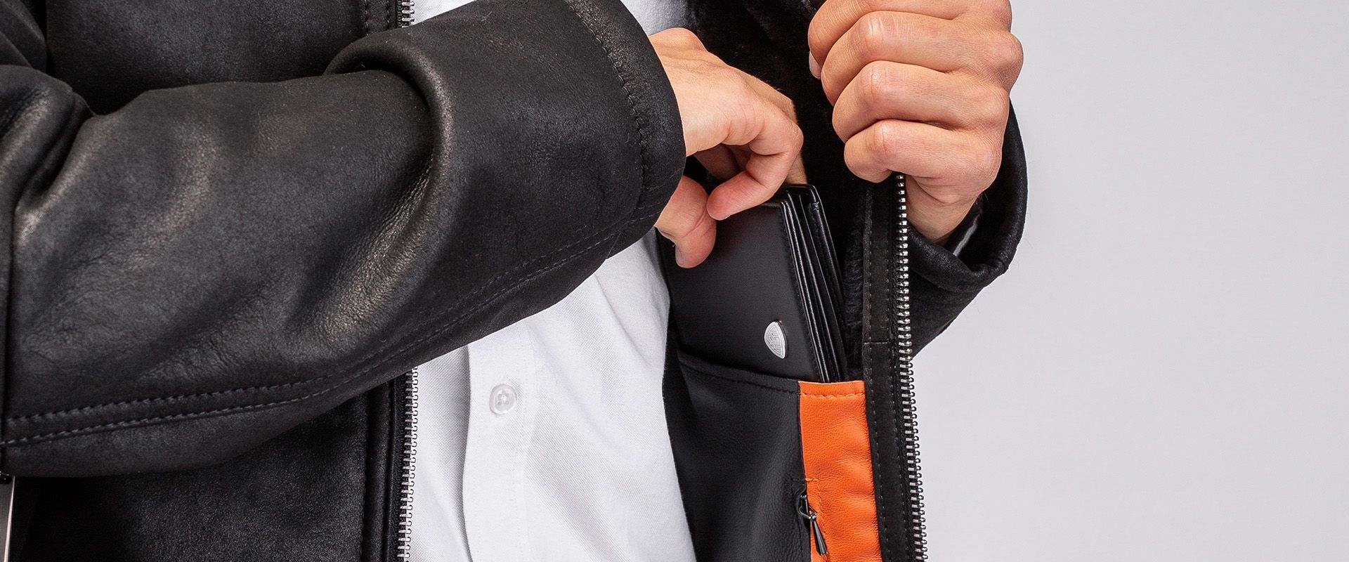 Handcrafted MAYBACH leather wallets | Made in Germany