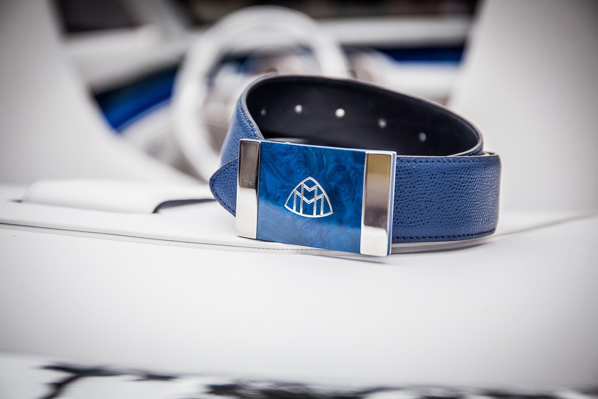 MAYBACH Icons of Luxury - History